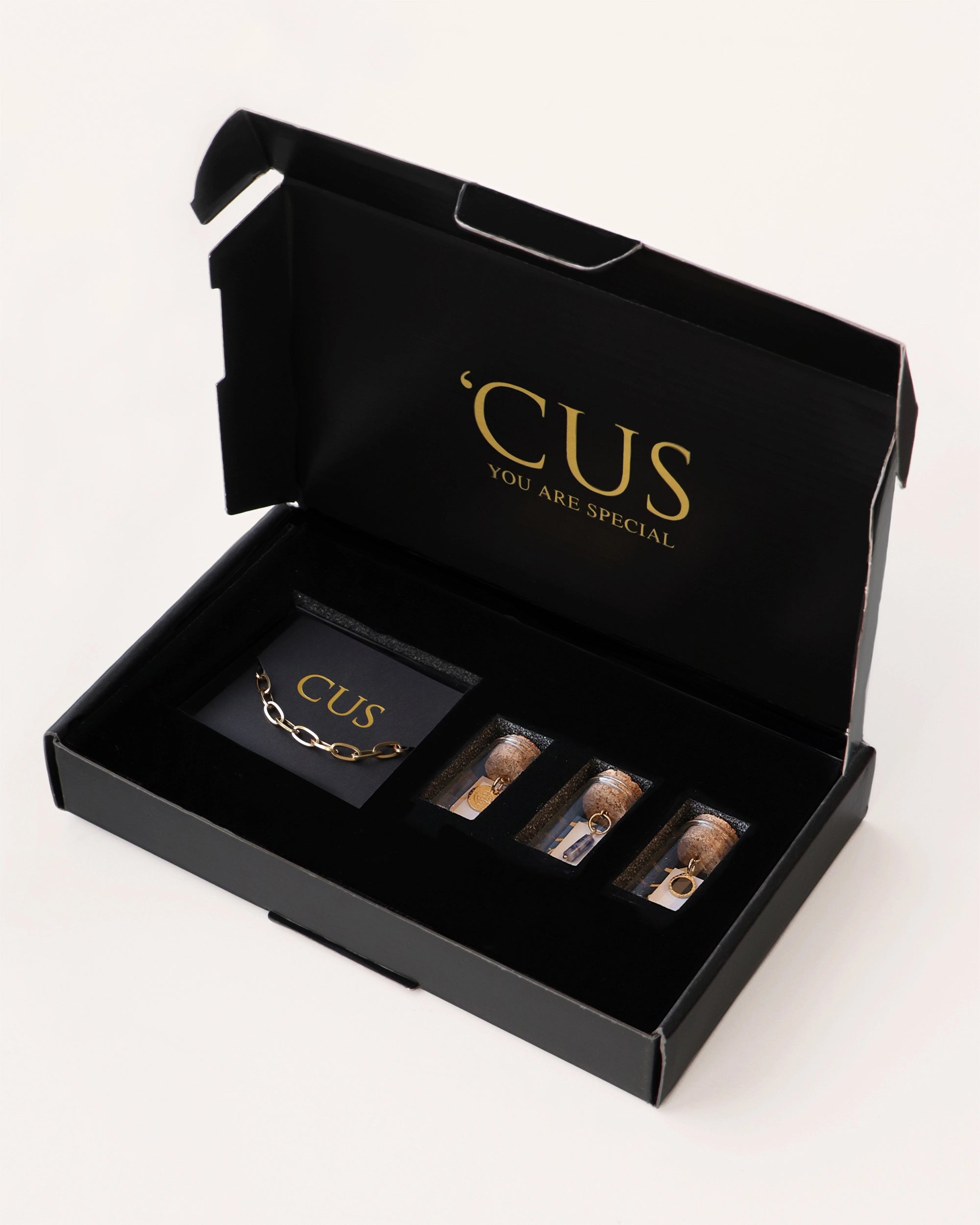CUS | Strength Box